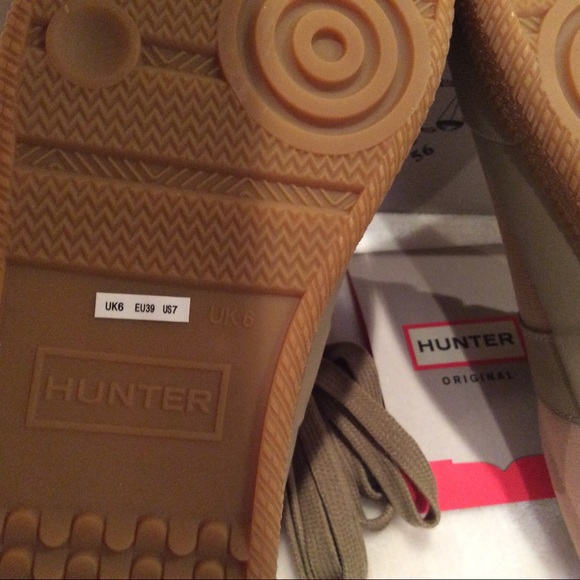 Hunter | Shoes | Hunter Original Low Canvas Desert Camo Sneaker | Poshmark